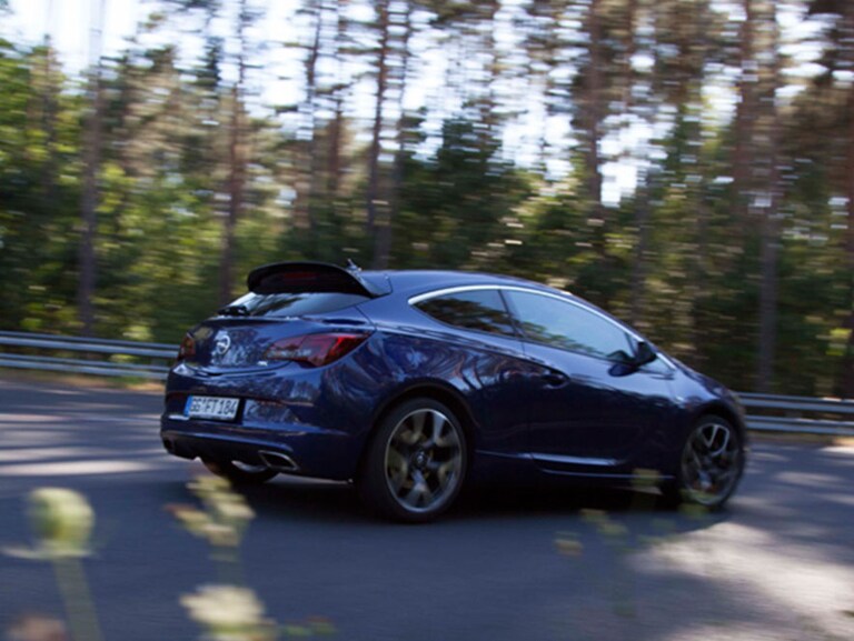 Formação de Condução Opel | Formação de Desempenho OPC | Opel Portugal